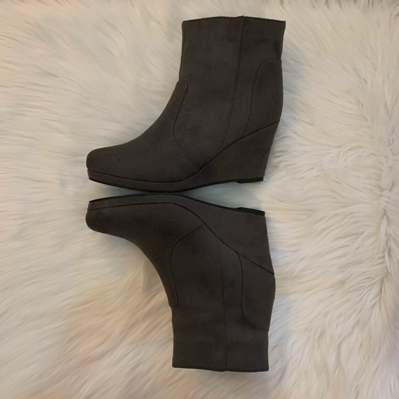 Shoes | Jg Dark Grey Brown Wedge Bootie Size 9 | Poshmark